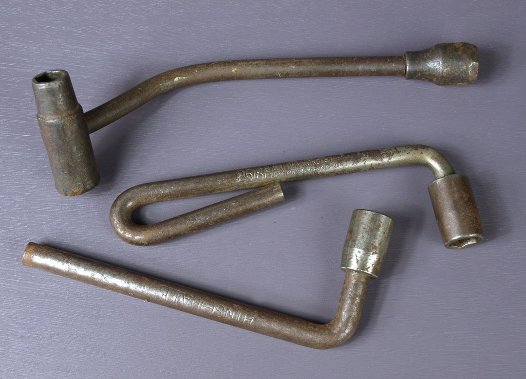 Antique Fixed Socket Wrenches - Frank Mossberg No. 660, Walden ...