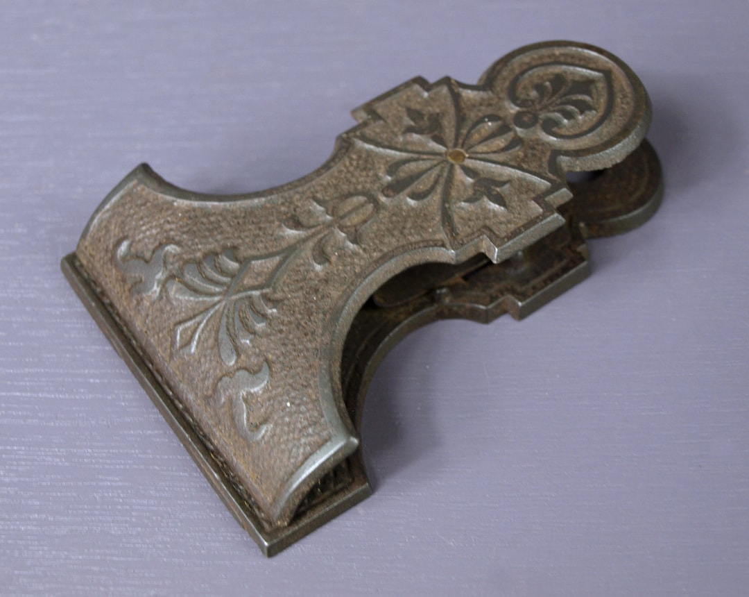 Antique Cast Iron Paper Clip, Circa Early 1900's Stationary & Office ...