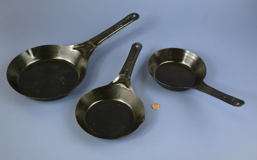 Antique National Pressed Steel / Stamped Tin Cowboy Frying Pan Skillets ...