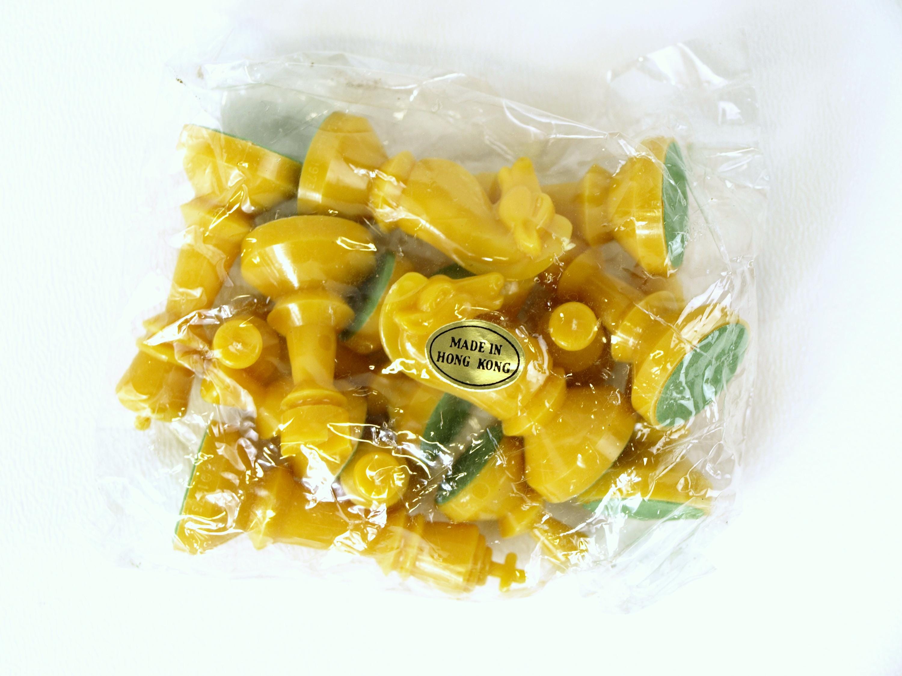 Plastic Chess Set Pieces in Green and Yellow - 32 Pieces - 2" Tall King ...