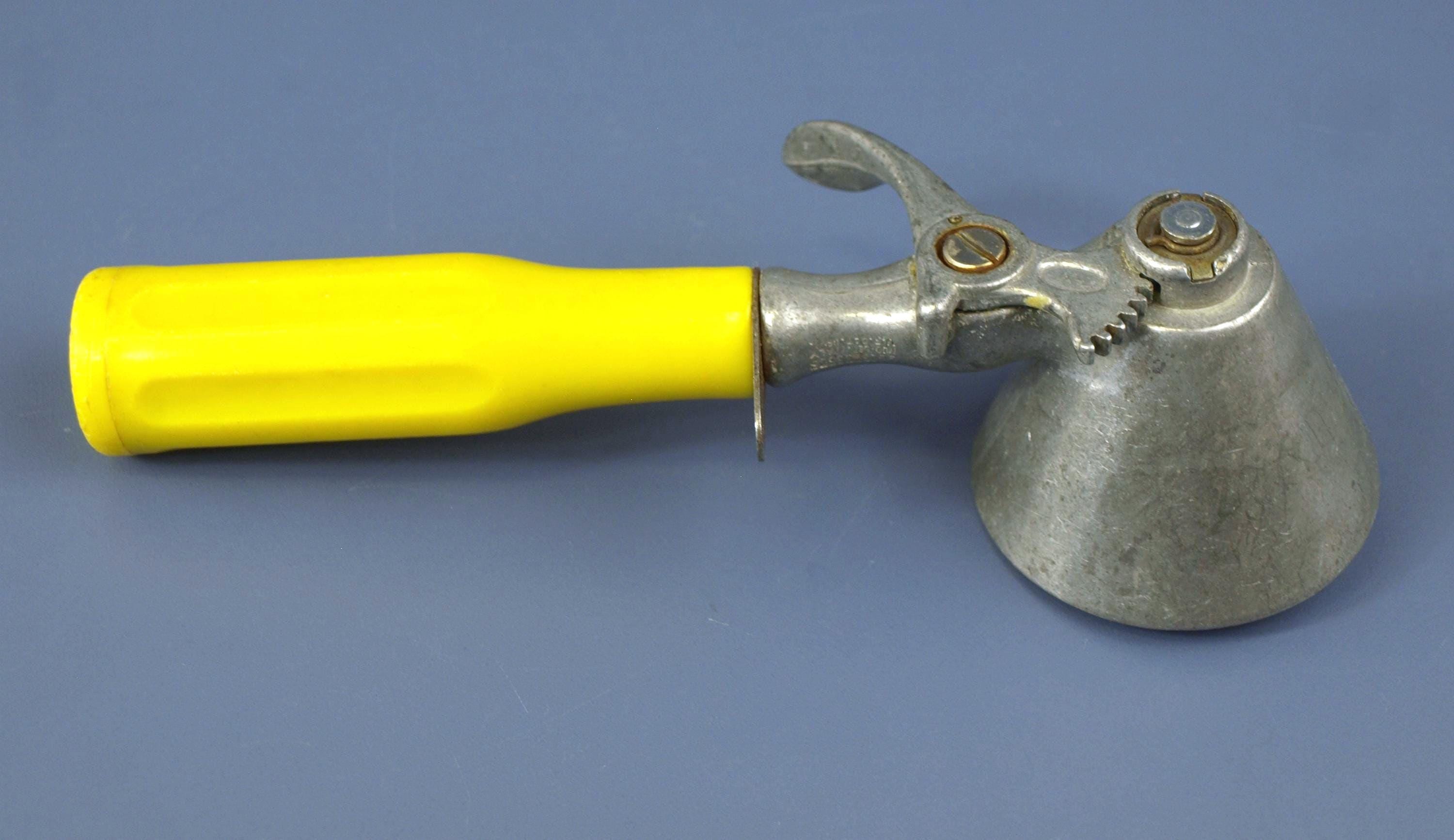 Vintage Progressus Ice Cream Scoop - Yellow Plastic Handle Unique Cone ...