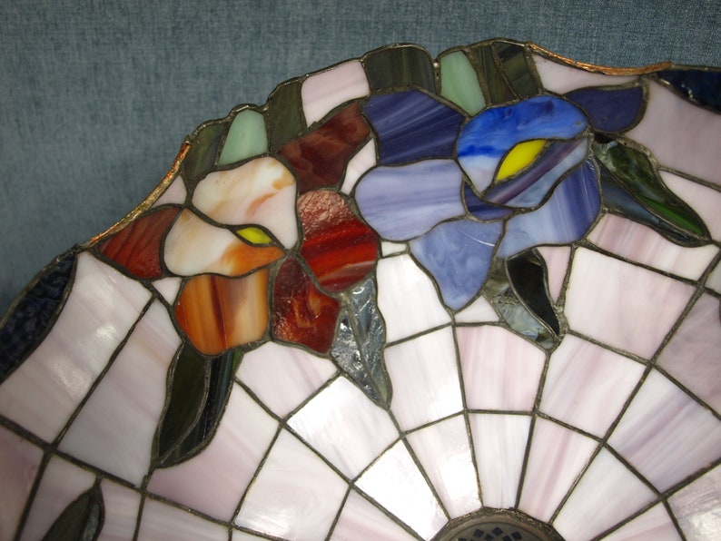 Beautiful Large Stained Glass Lamp Shade With Floral Pattern Etsy