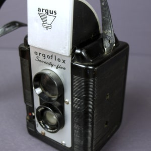 Vintage Argus Argoflex Seventy-five Camera, Circa 1950's Includes Faux ...