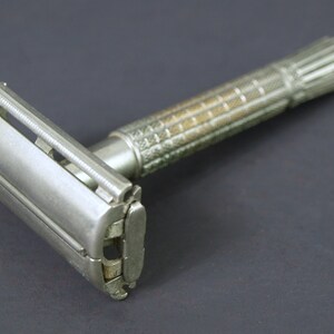 Vintage Mid Century Gillette Super Speed Flare Tip Double Edge Safety ...