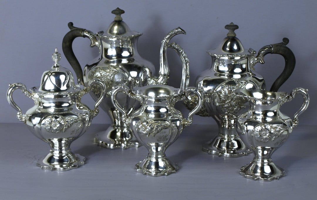 Antique Meriden Silver Plate #1428 Coffee & Tea Service, 5 Pieces Incl ...