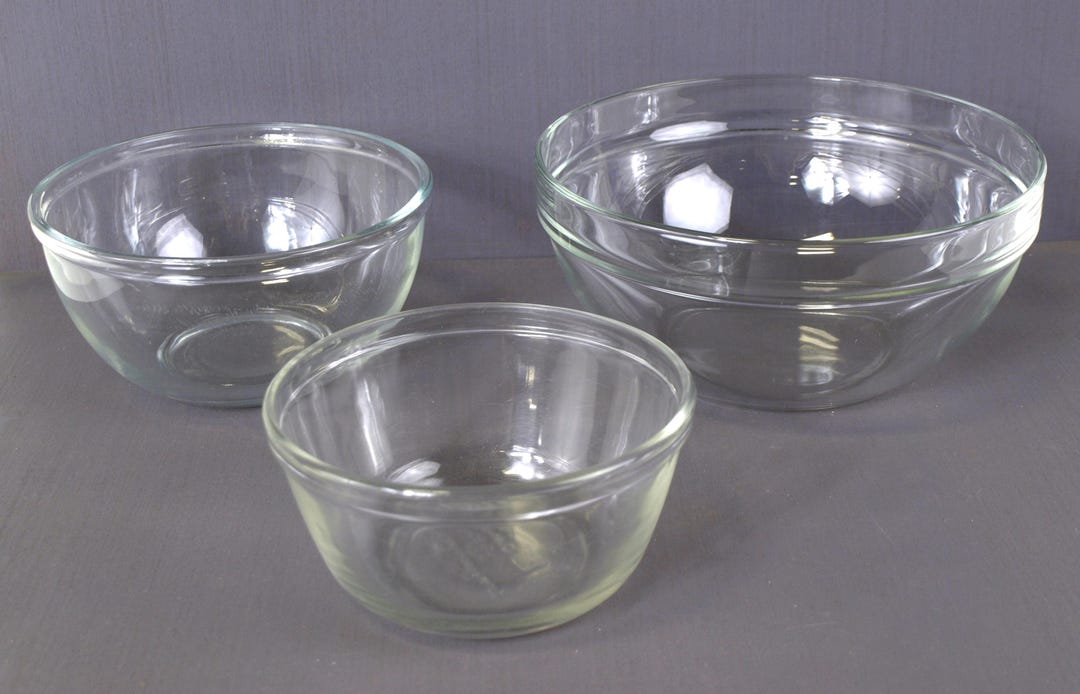 Vintage Glass Mixing Bowls, Set of 3 Nested in Graduated Sizes - One ...