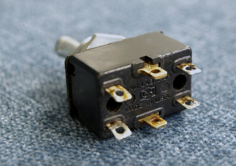 Toggle Switch 6A 125V 3A 250V With 6 Pin Connector - Etsy