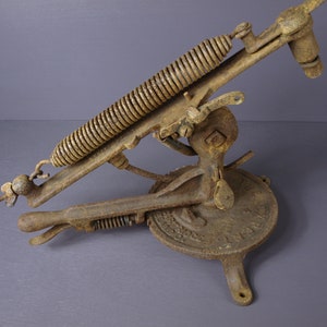 The Expert No. 4 Antique Clay Bird Skeet Trap Thrower Pat'd March 1 ...