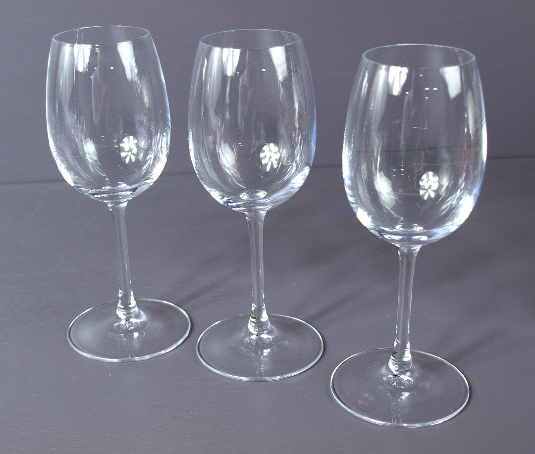 Vintage White Wine Glasses, Glass Stemware - Basic Barware - Set of 3 ...