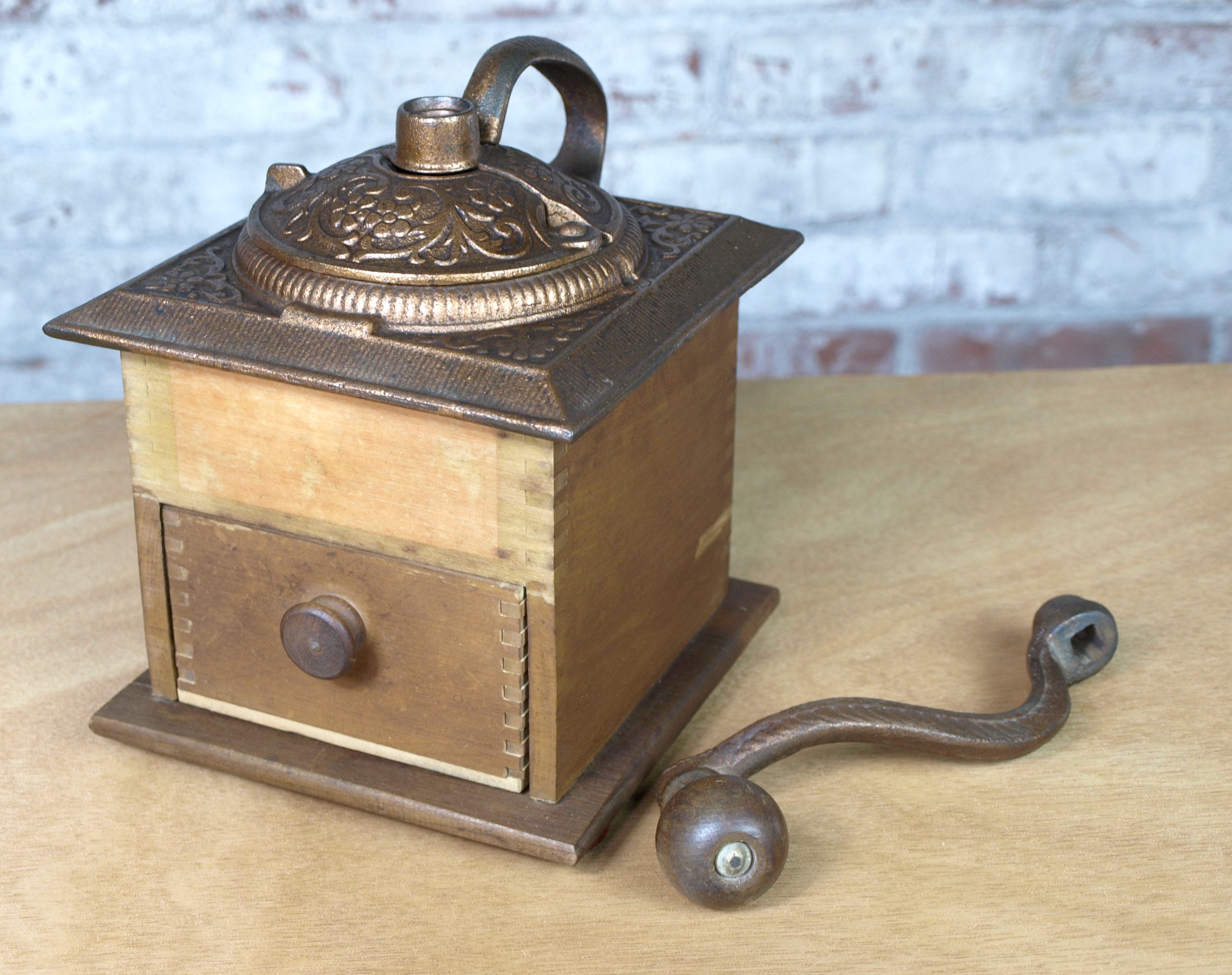 Vintage Colonial Coffee Mill No. 1707, Circa 1960's - Made by ...