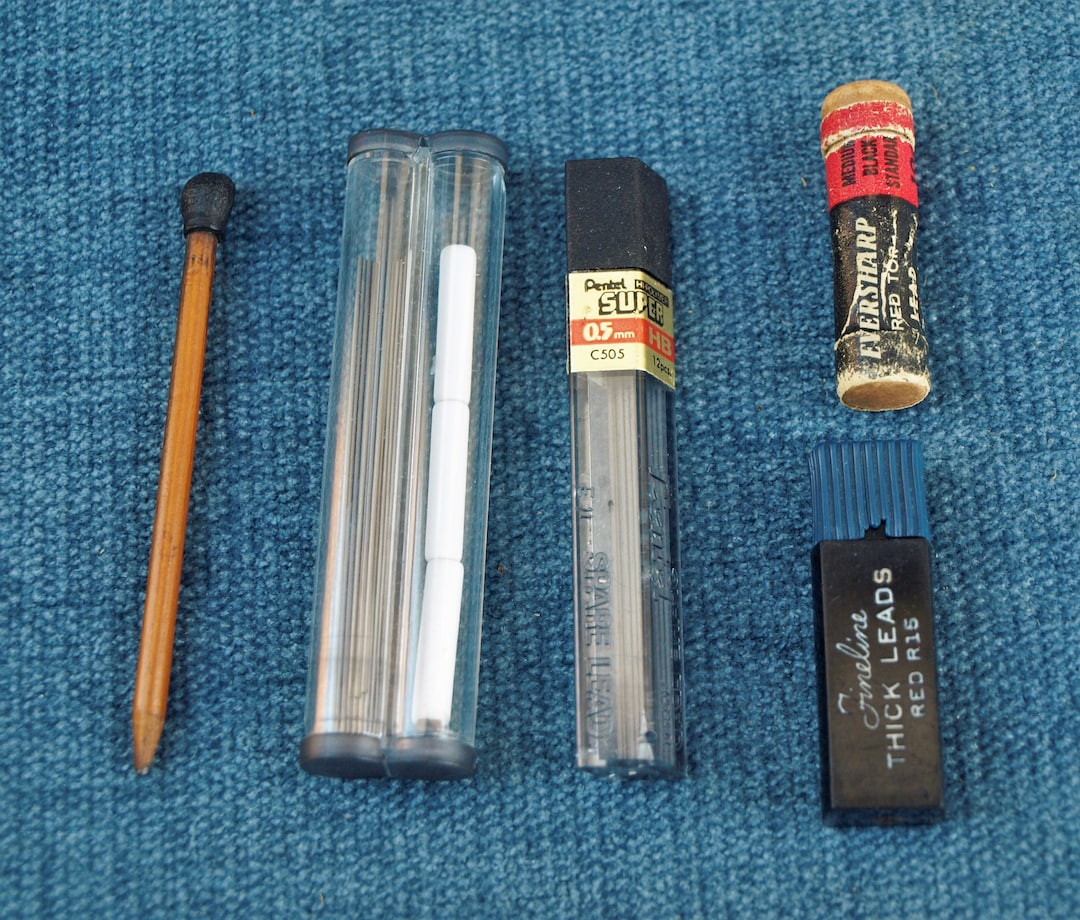 Vintage Mechanical Pencil Leads and Erasers Fineliner Thick Red R15 ...
