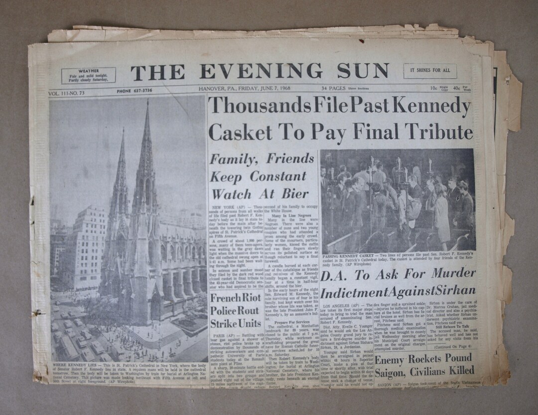 Vintage JFK Assassination Newspaper thousands File Past Casket to Pay ...