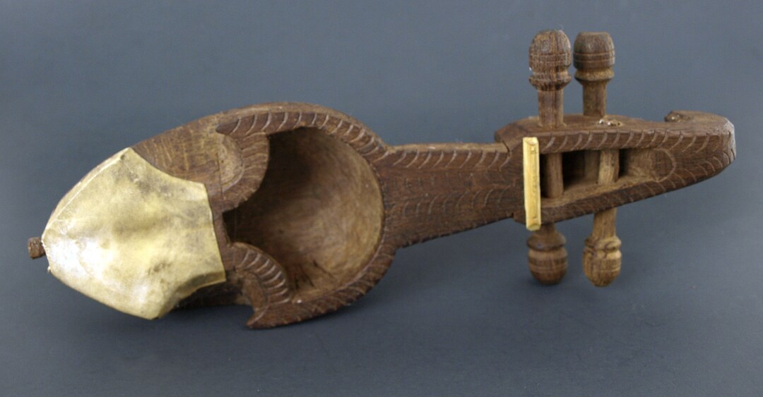 Vintage Beautifully Carved Nepali Sarangi Stringed Instrument - No ...