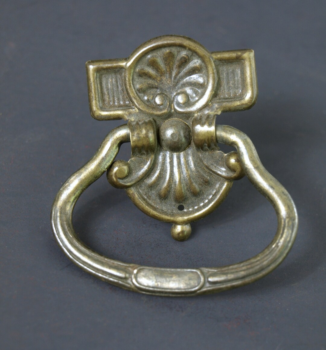 Antique Victorian Pressed Brass Scallop / Shell Design Drawer Pull ...