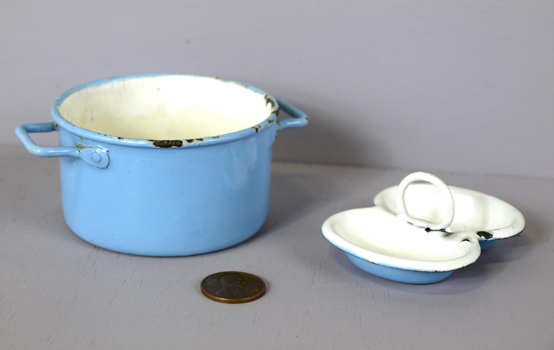 Vintage Blue and White Enamelware Miniature Kitchenware Cooking Pot and ...