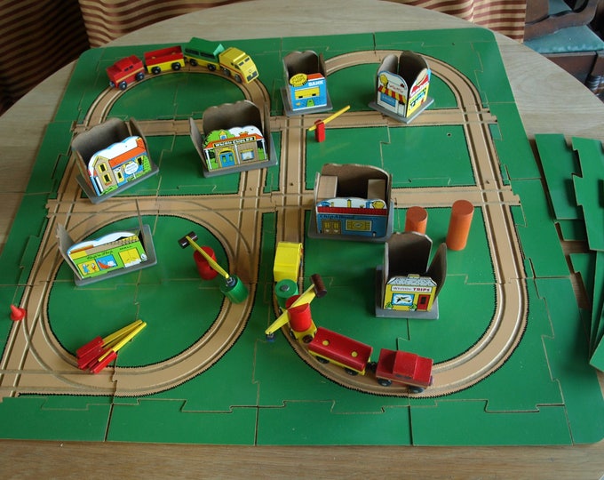 Vintage 1985 Connor Whittle Chips Wood Train Town, Wooden Toy Railroad ...