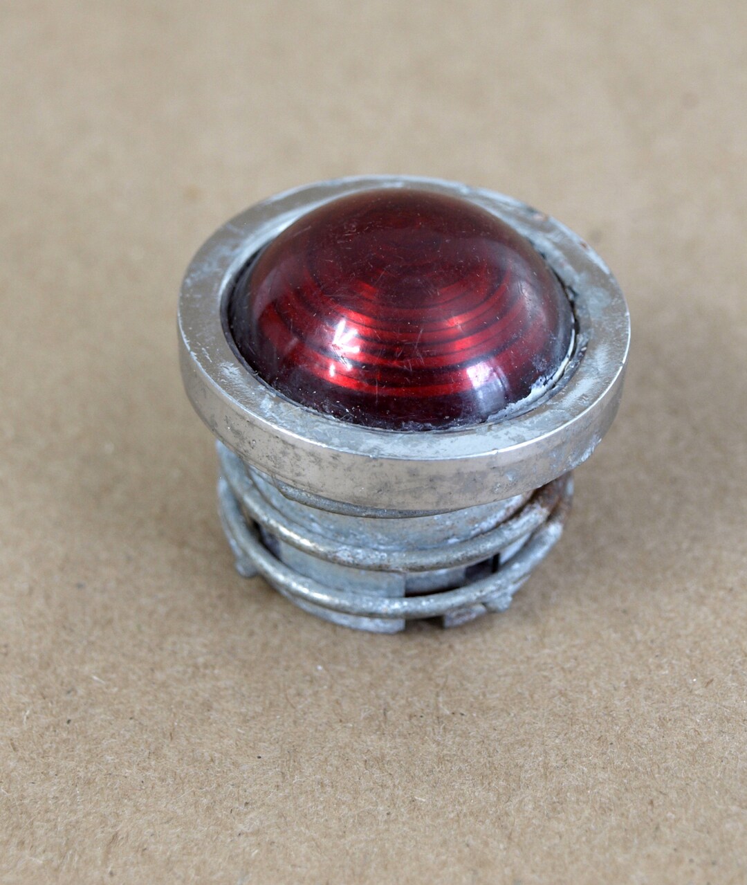 Vintage Indicator Light 1.5 in Diameter With Chrome Surround Unknown ...