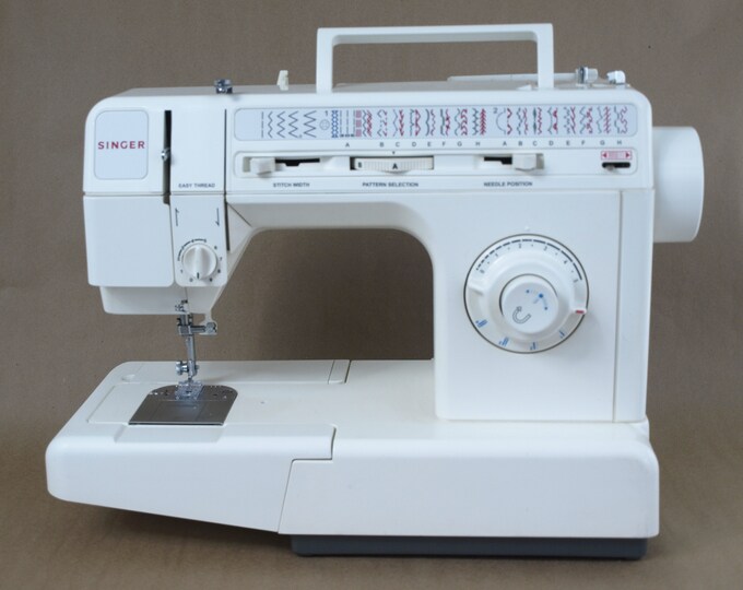 Vintage Singer Model 5050 Sewing Machine W/ Foot Pedal & Cord ...