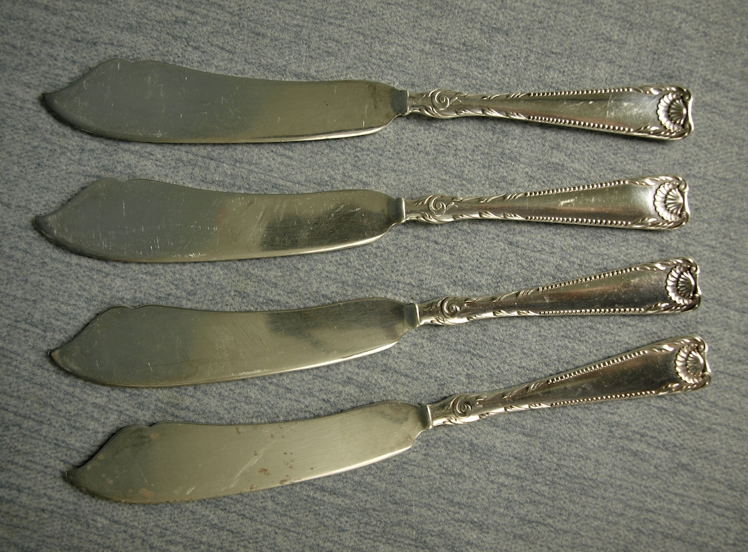 Antique Reed and Barton Silver Plate Clarendon Pattern Scimitar Butter ...