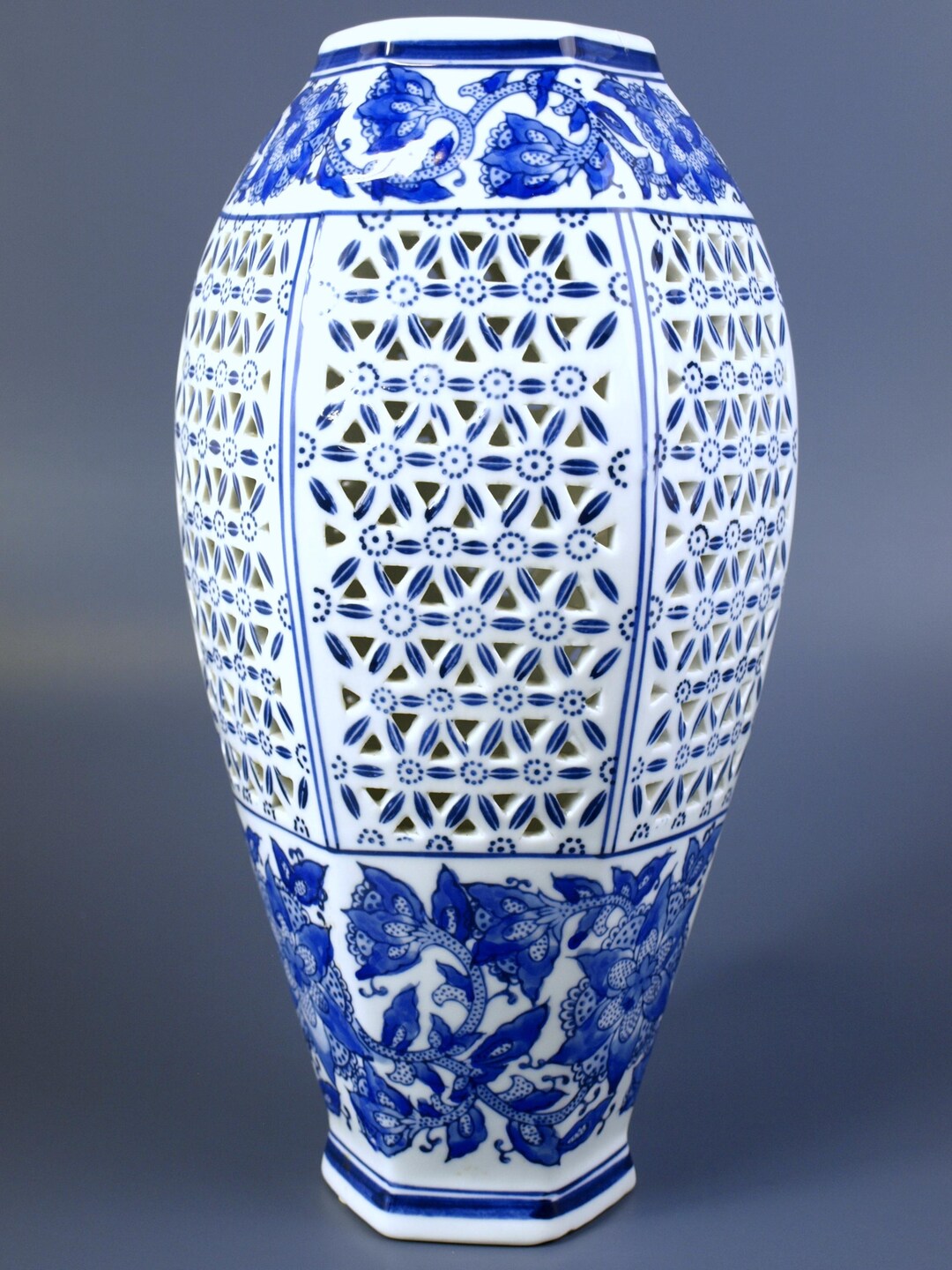 Vintage Chinese Blue & White Reticulated Porcelain Vase, 13.5" H X 6 ...