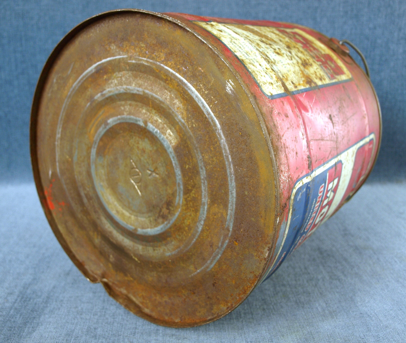 Vintage Large Metal Unico SAE 10 Motor Oil Can Five U.S. Gallons empty ...