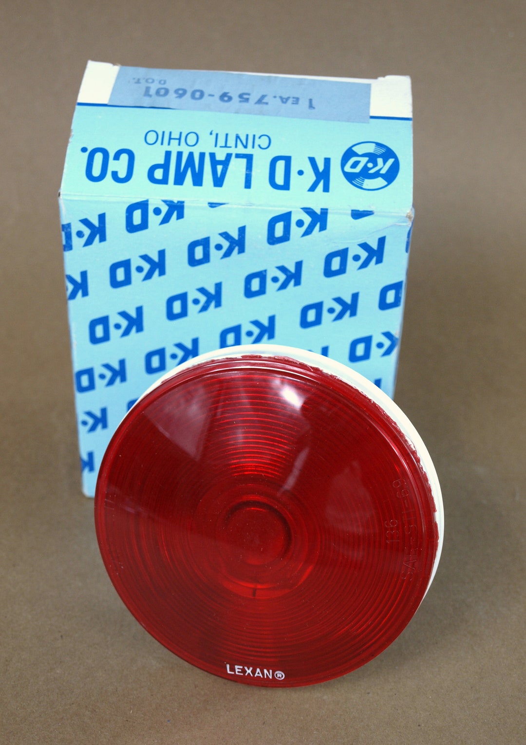 Vintage KD Lamp Co No. 759-0601 Plastic Red Tail Light / Sate Lite ...