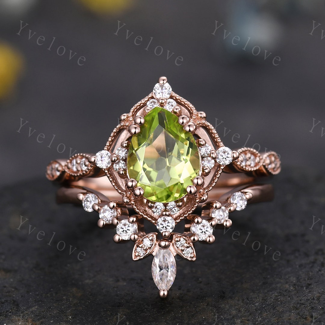 Vintage Green Peridot Ring Set,pear Shape Peridot Ring,14k Solid Gold ...