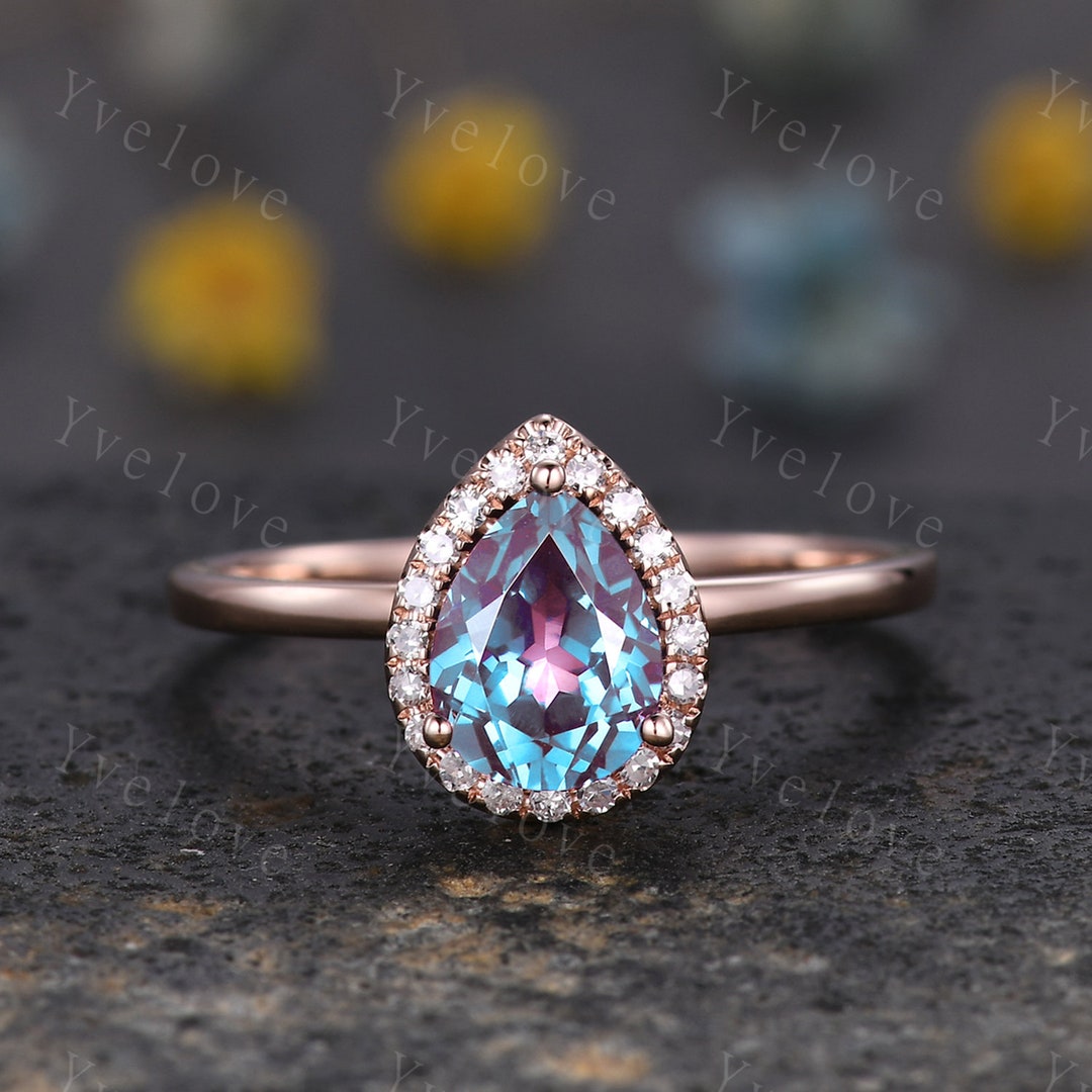 Pear Cut Alexandrite Solitaire Ring,tear Drop Alexandrite Ring Vintage ...