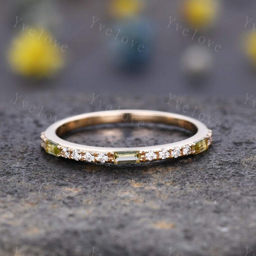 Peridot Ring, Minimalist Stackable Band,baguette Peridot Diamond ...