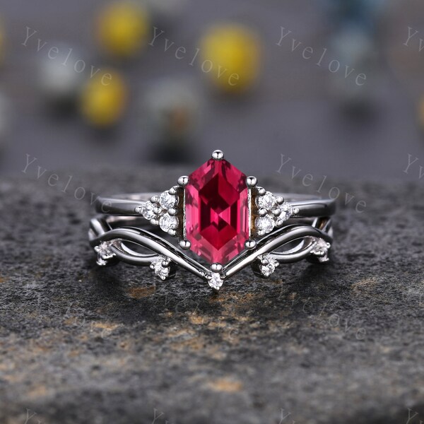 Red Ruby Ring - Etsy