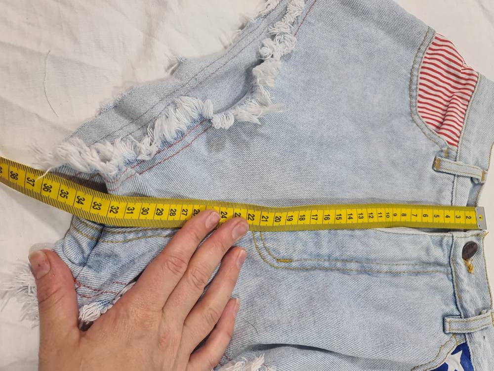 BOOGIE Shorts High Waisted Hot Pants Ripped Denim Vintage Ripped Denim ...