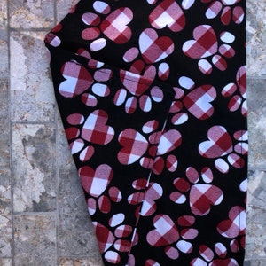 Red Buffalo Check Paw Prints on Black Cotton Pet Bandana/scaref - Etsy