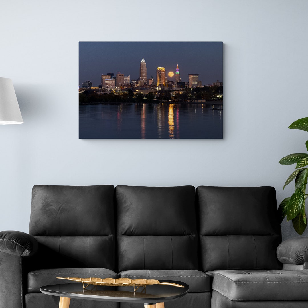 Cleveland Ohio City Skyline | Moonrise | Terminal Tower | Lake Erie ...