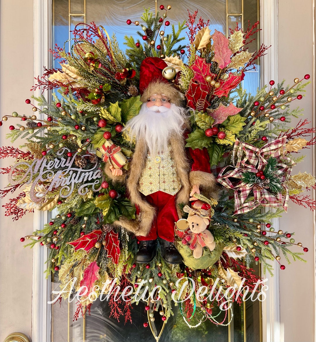 Traditional Santa Wreath - Etsy