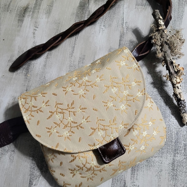 Renaissance Pouch - Etsy