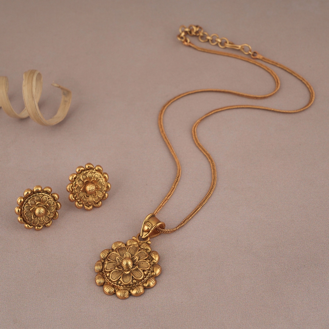 Indian Gold Necklace Set , Indian Wedding Set, Antique Gold Floral ...