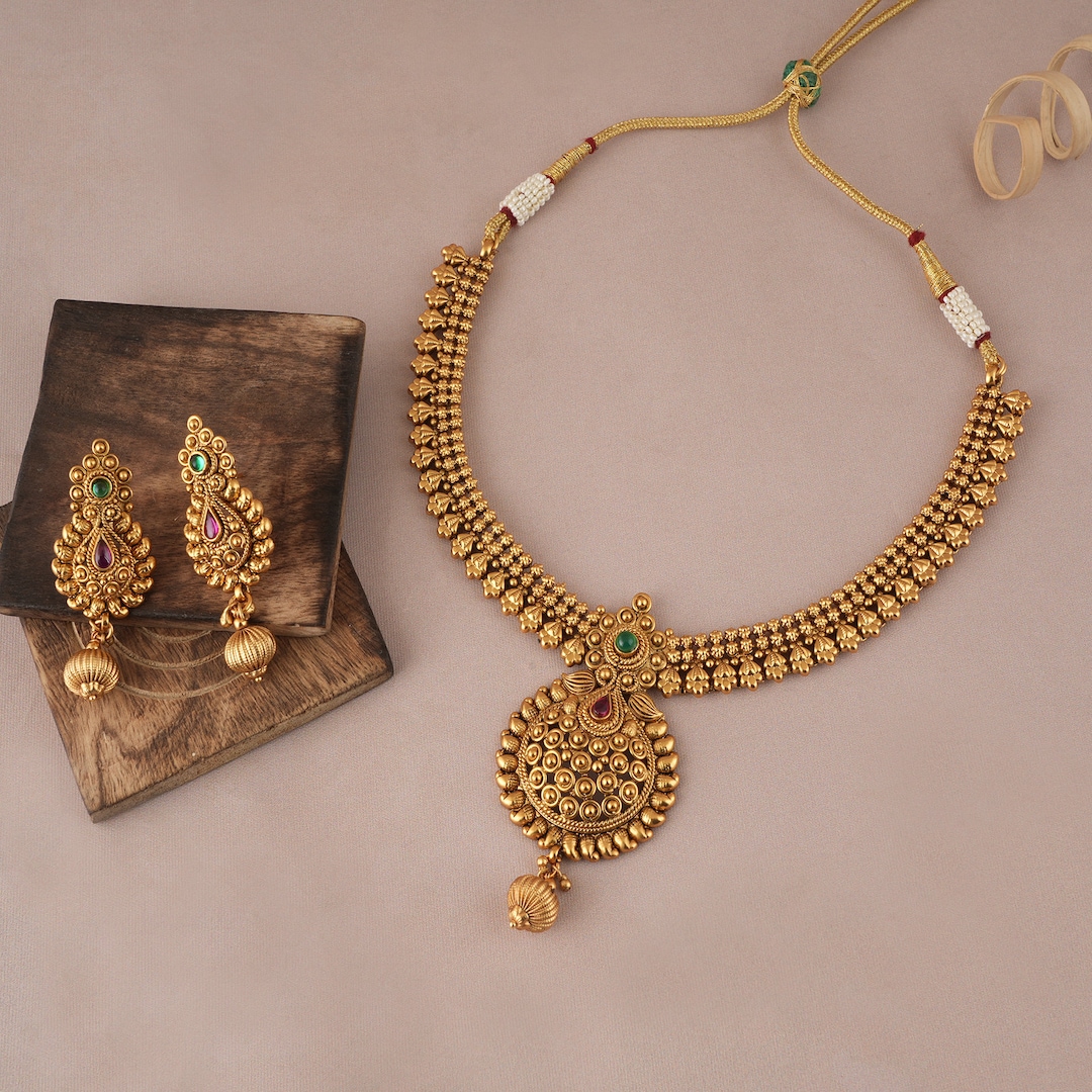 Indian Necklace Set , Gold Indian Wedding Necklace Set, Royal Antique ...