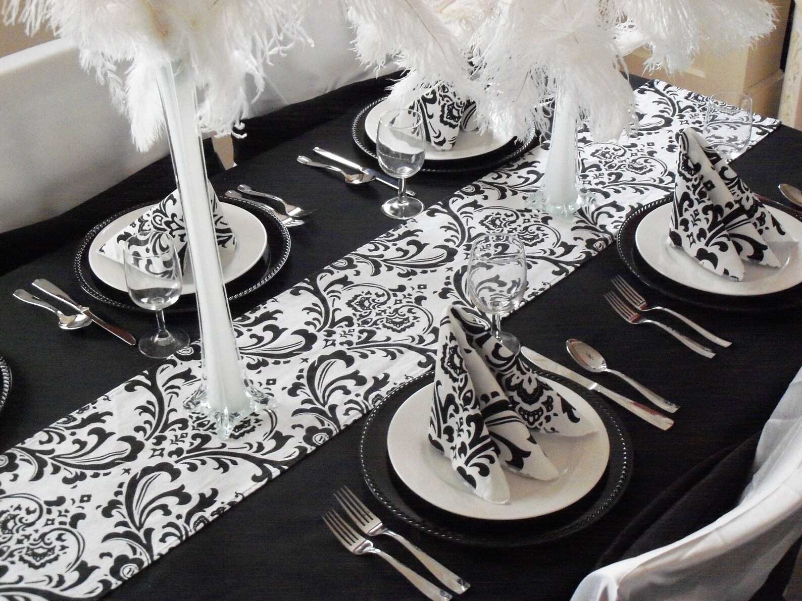 Black and White Table Runner Floral Damask Runner Decor Table - Etsy