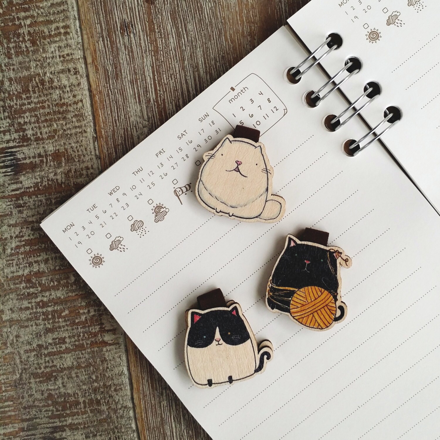 Cute Cat Wooden Magnetic Bookmark Set of 3/ Christmas | Etsy