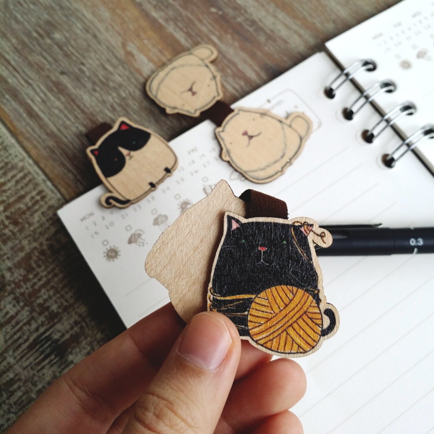 Cute Cat Wooden Magnetic Bookmark Set of 3/ Christmas | Etsy