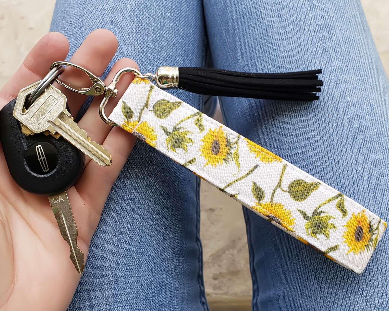 Sunflower Wristlet Keychain Sunflower Lanyard for Keys - Etsy