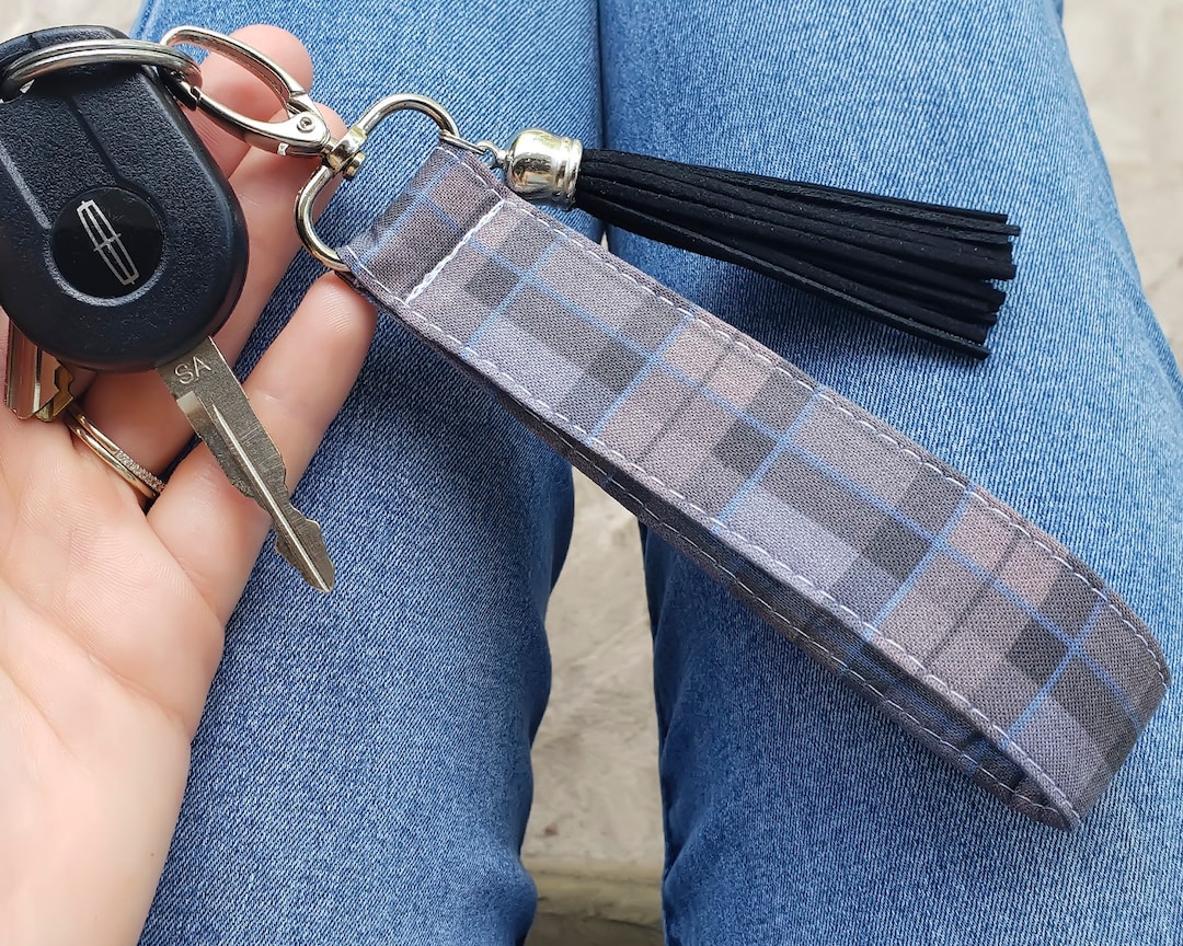 Tartan Plaid Keychain | Celtic Sassenach Gifts for Women | Jamie Fraser ...