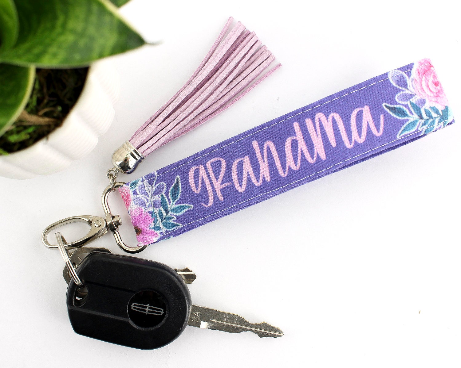 Grandma Keychain Wristlet | Mothers Day Gift for Grandma Key Fob | Nana ...