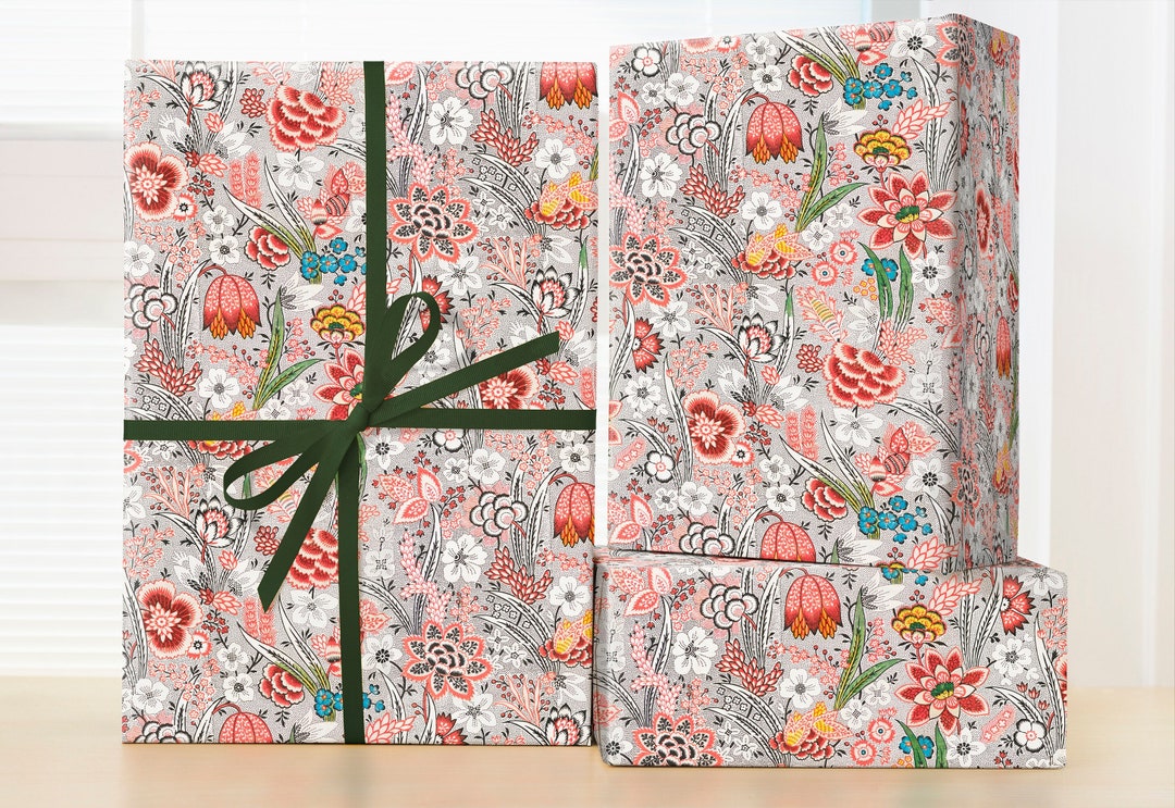 Vintage Floral Wrapping Paper; Vintage Christmas Flora Pattern; Folk ...