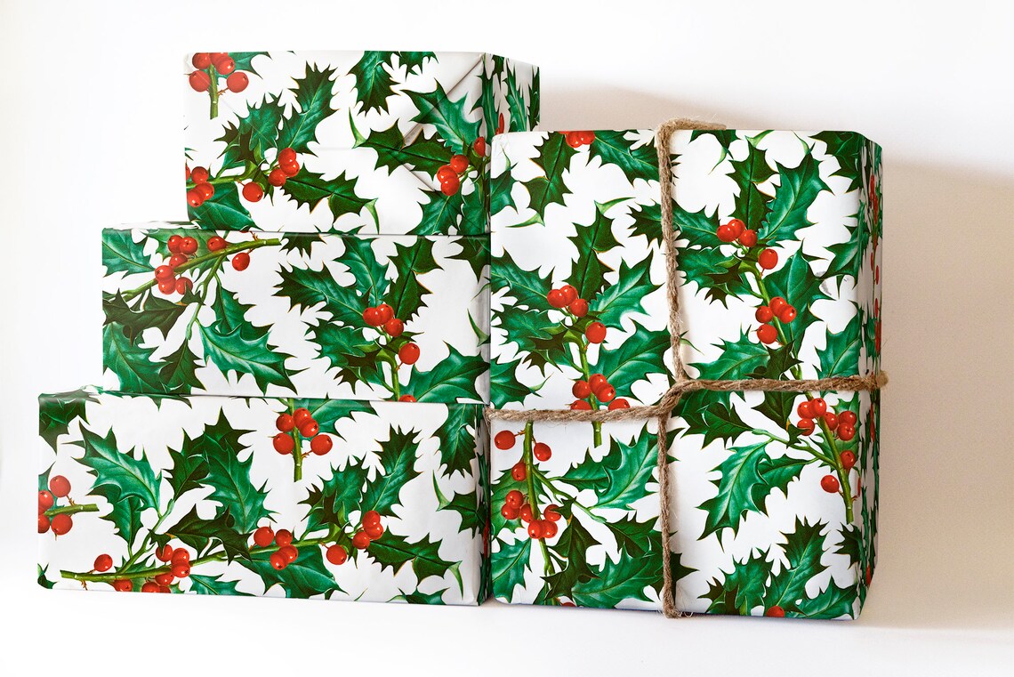 Holly Pattern Wrapping Paper Vintage Christmas Flora Holly - Etsy