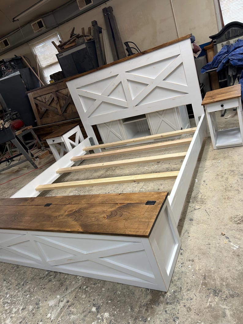 King Farmhouse Bed With Storage Footboard and Set of Nightstands - Etsy