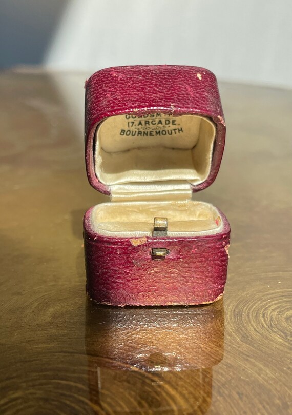 Vintage button ring - Gem