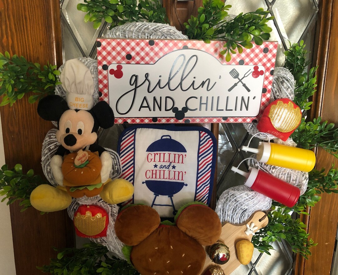 Mickey Mouse Kitchen Wreath, Mickey Hamburger Wreath, Disney Kitchen ...