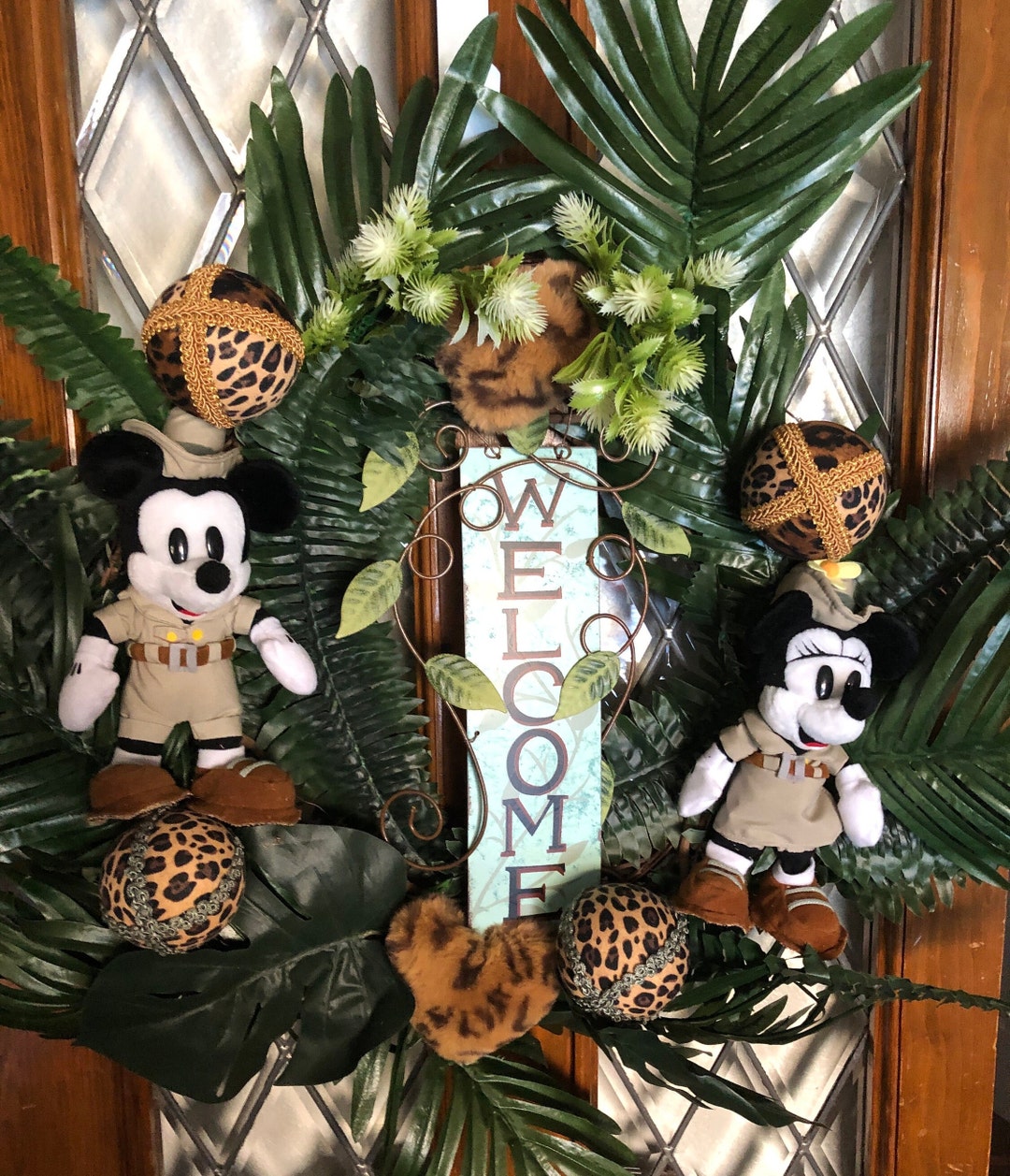 Mickey and Minnie SAFARI Wreath, Disney SAFARI, Mickey Safari Door ...