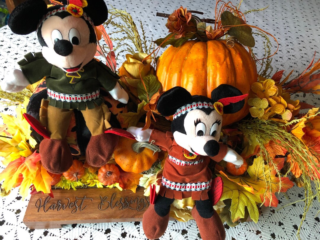 Fall Harvest Centerpiece, Mickey and Minnie Fall Thanksgiving ...